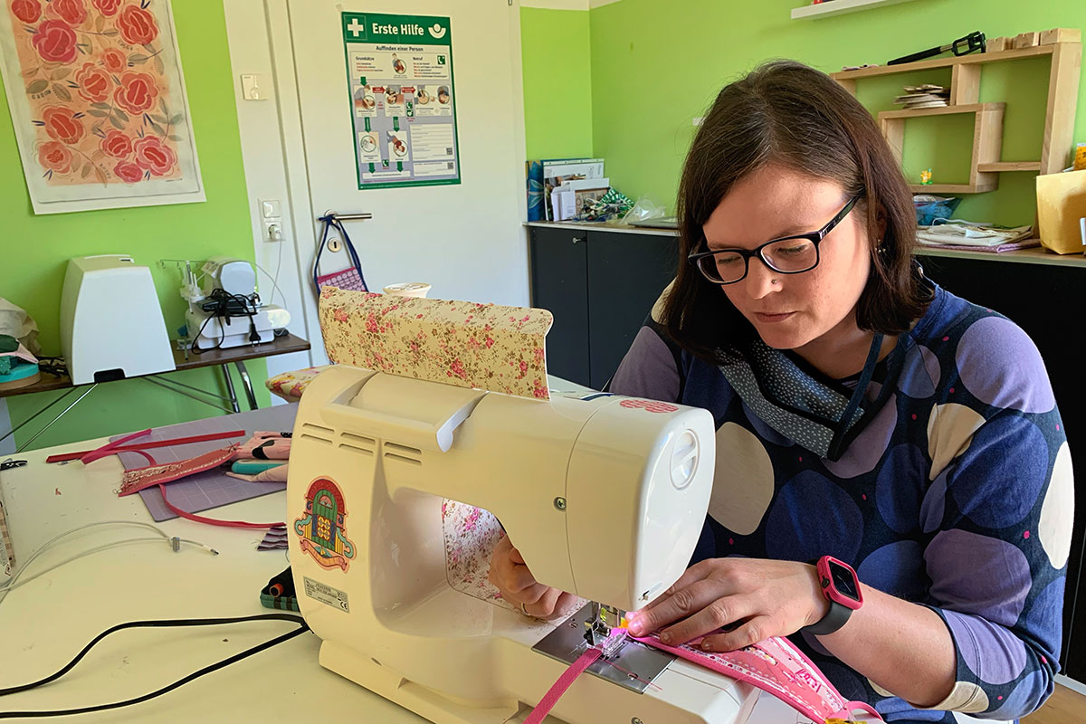 Nähmaschine rattert pausenlos - Oberberg-Aktuell