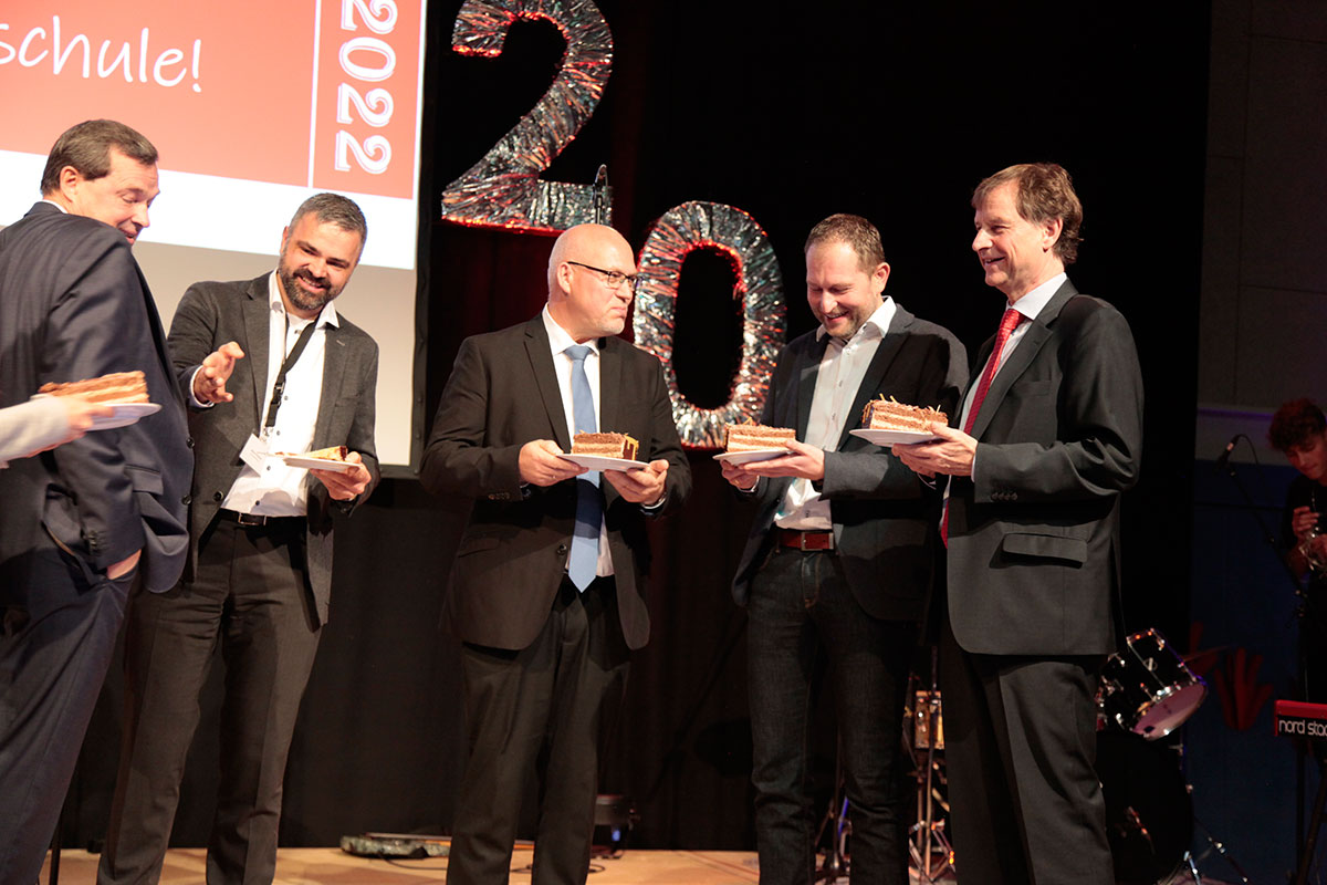 FCBG lässt Realschule hochleben - Oberberg-Aktuell