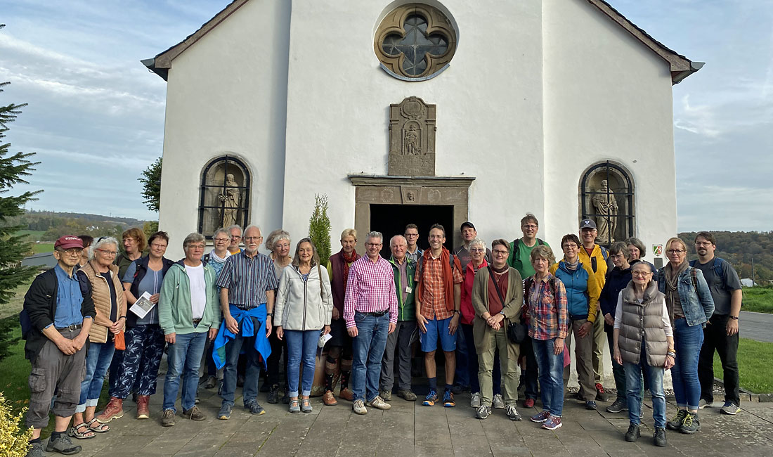 Gemeinsame Wanderung zu den Lindlarer Kapellen - Oberberg-Aktuell