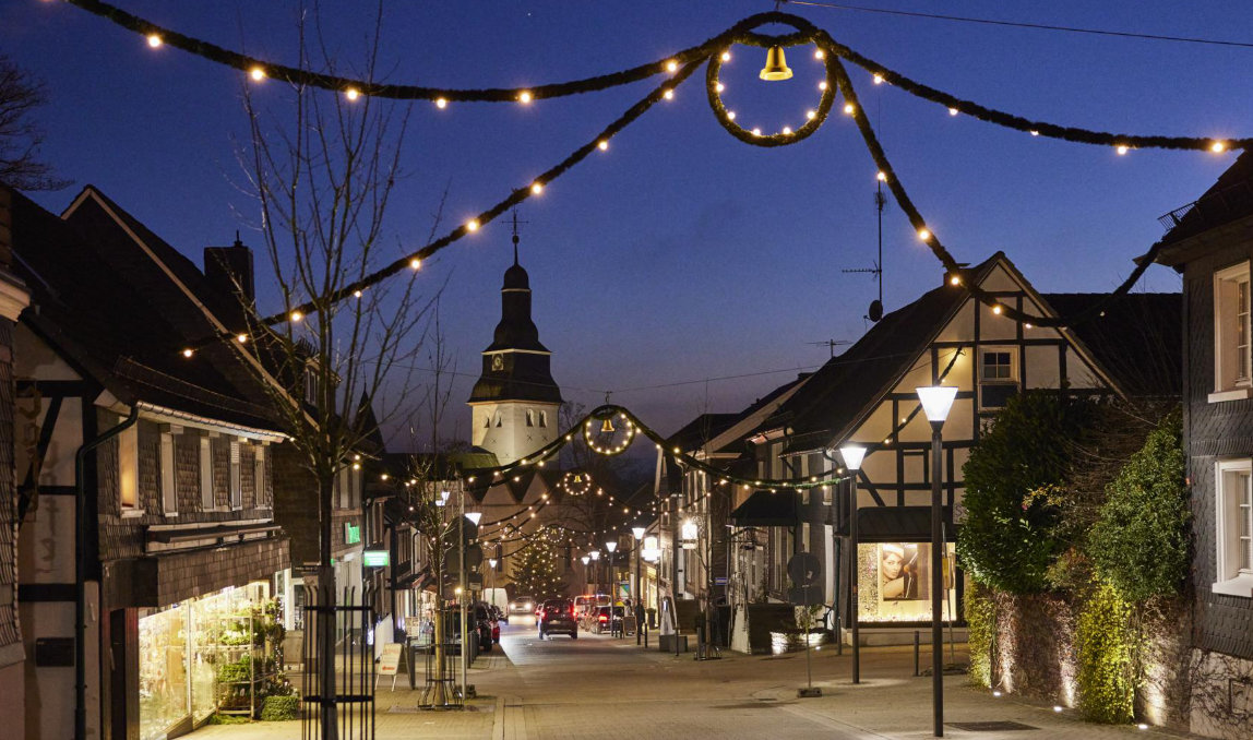 Weihnachtliches im Ortskern - Oberberg-Aktuell