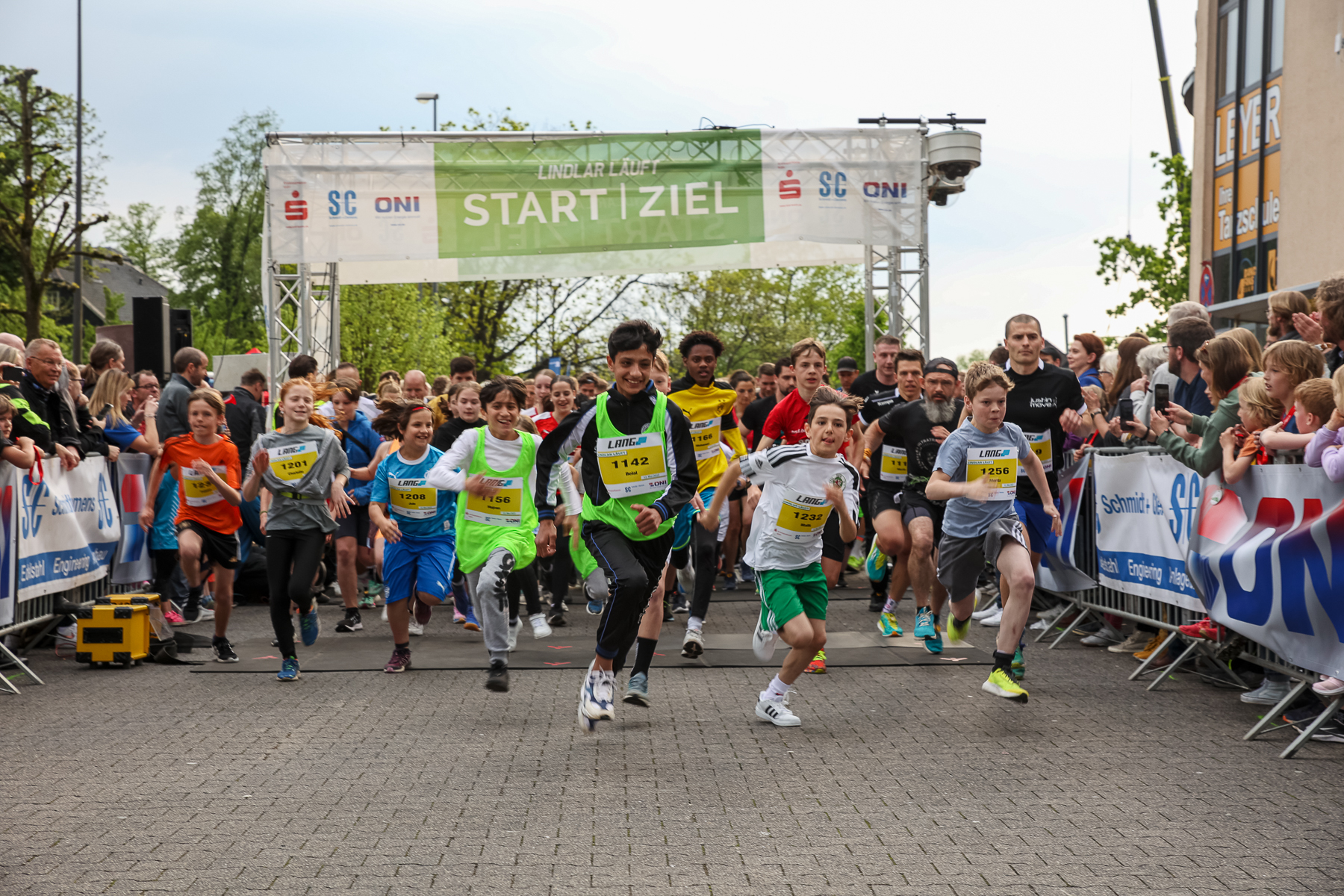 Lindlar lief wieder - Oberberg-Aktuell