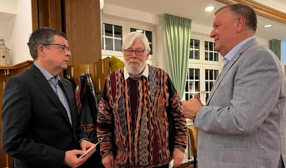 Schiwek ist nun CDU-Ehrenfraktionsvorsitzender - Oberberg-Aktuell